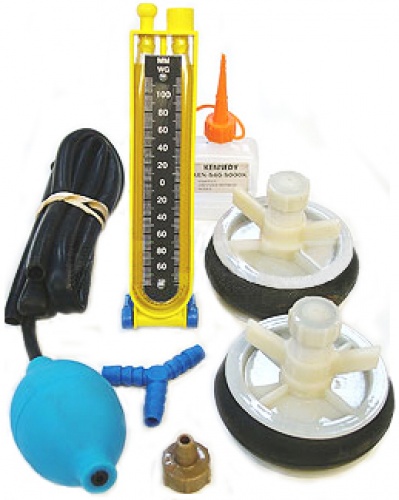 Drain Testing Kit c/w 2 x 100mm plugs www.landscapeplastics.co.uk